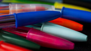 15 curiosità sulla classica Bic: una penna che ha fatto la storia!